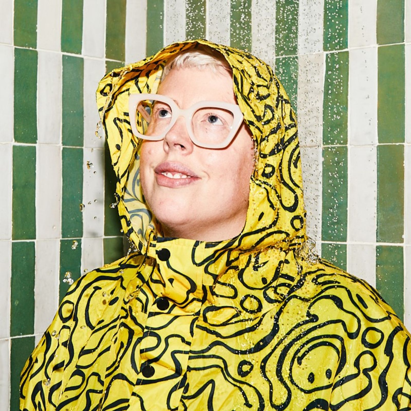 The Blessed Madonna | EarOne